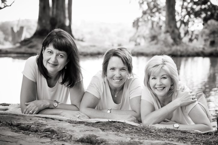 Three Friends|Pretoria Friends and Family Photographer - In The Light ...